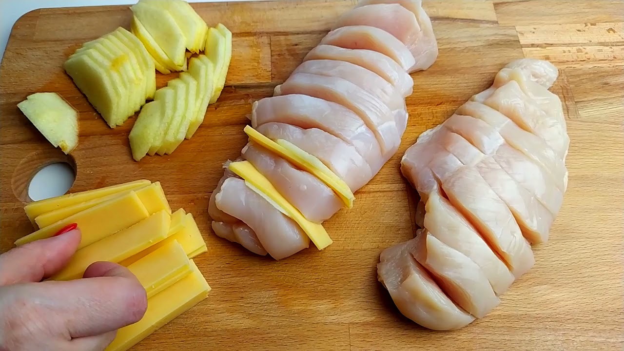 Neočekivani ukusi: Pileća prsa pečena u rerni sa jabukom i sirom!